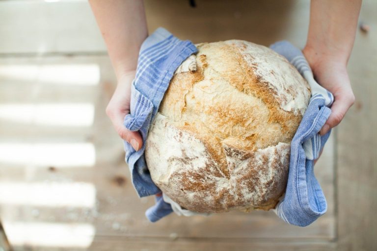 Pour e Par em Francês: Qual a diferença? - Francês com Mademoiselle